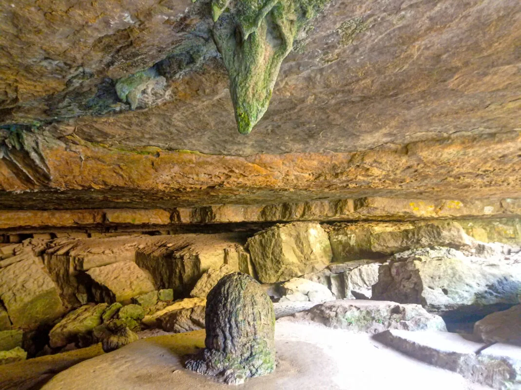 Controversy Erupts Over Mawjymbuin Cave: Assam and Meghalaya in Turmoil ...