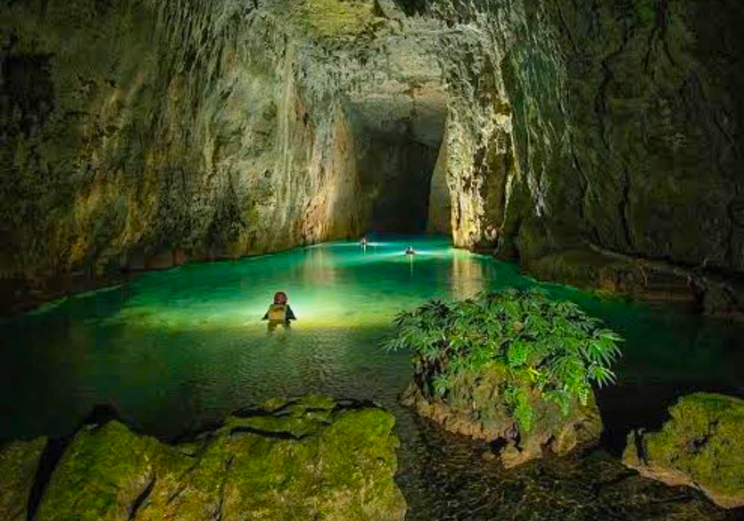 Khaddum Falls and Krem Chympe Cave | SetMyTrip