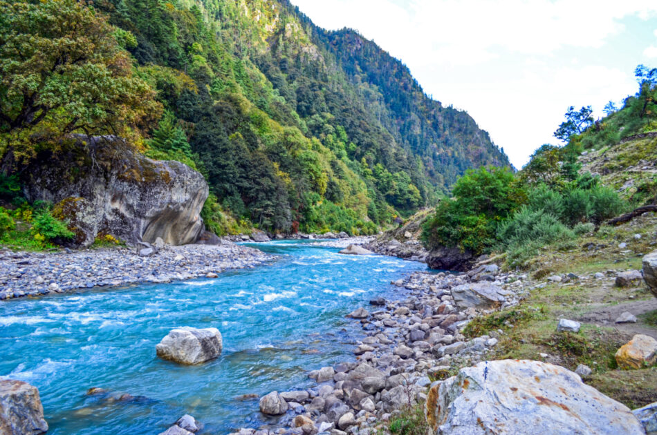 Uttarakhand Boosts Air Connectivity: First Delhi-Pithoragarh Flight and ...